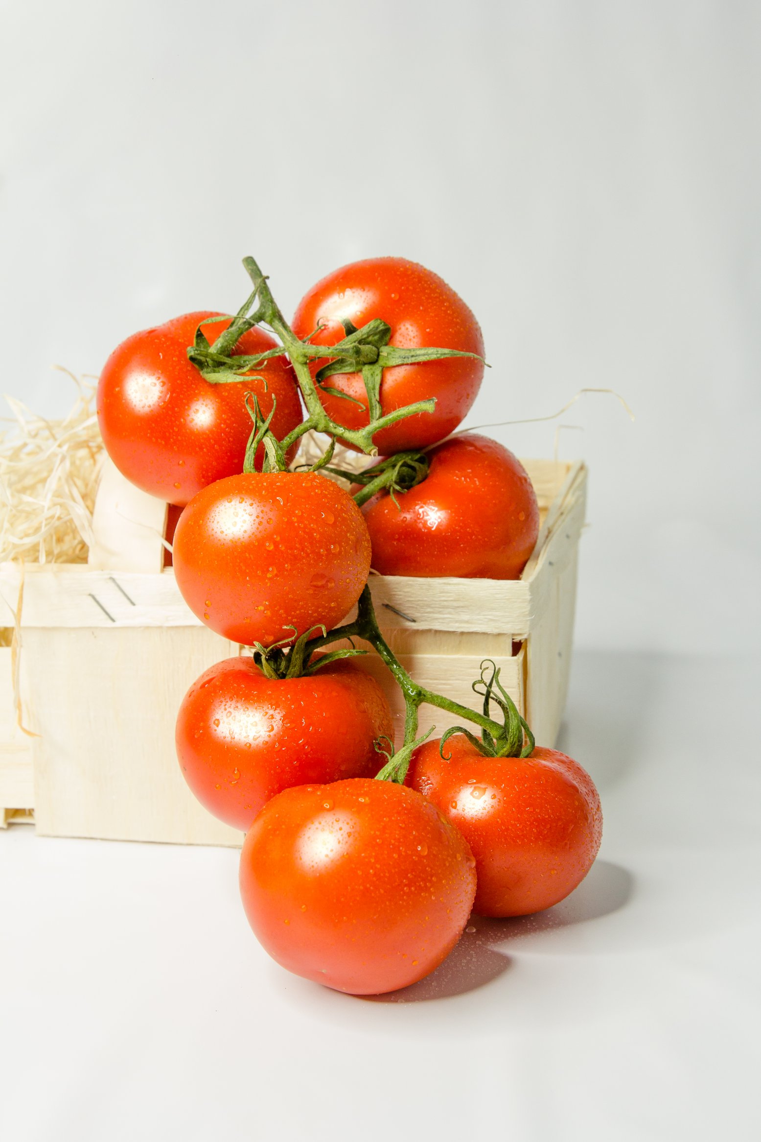 Tomate Daniela (1 kg) – Frutas Clara